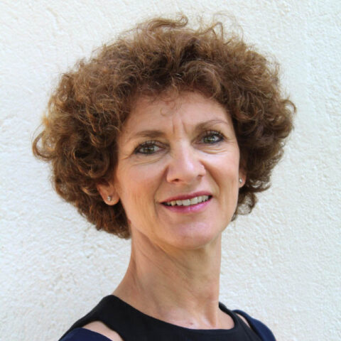 Isabelle Perrin - Harp Column Academy