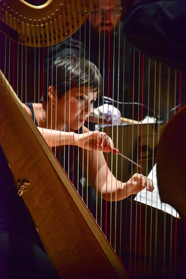 The Many Languages of June Han | Harp Column
