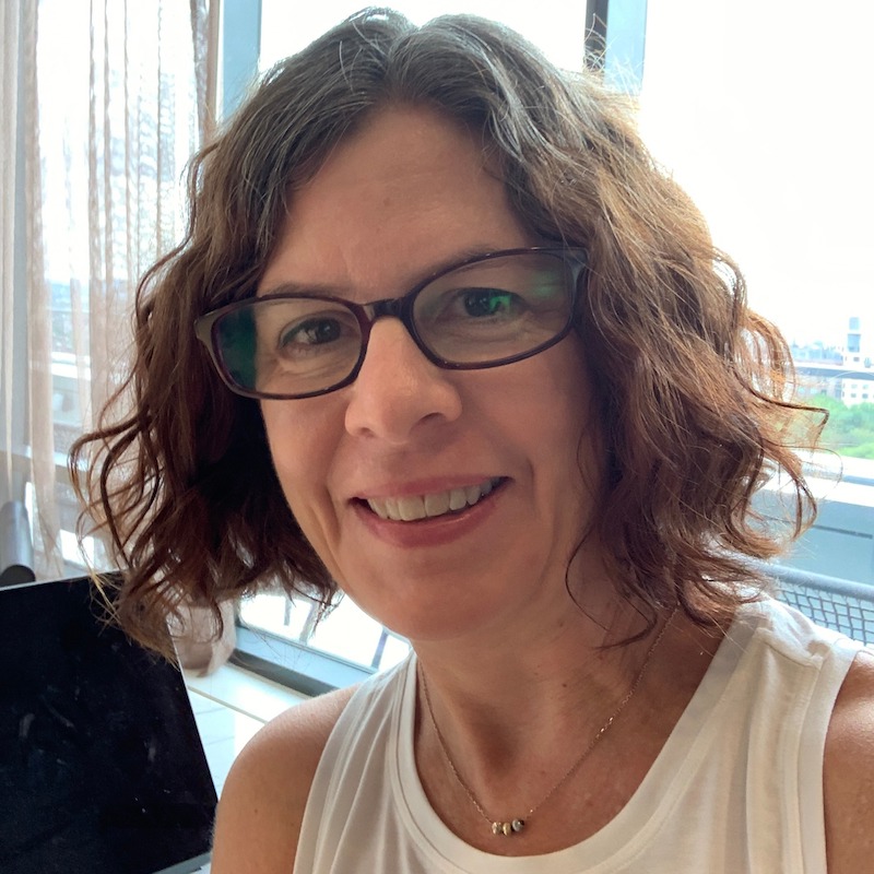 Contact | Harp Column