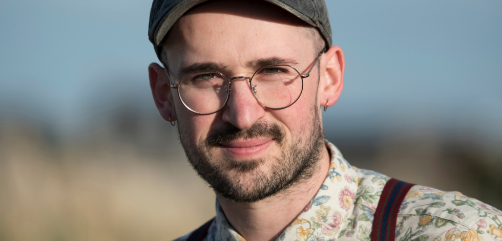 The Breton Bard | Harp Column