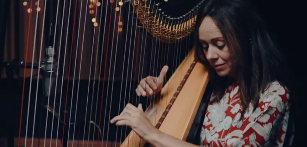 Whiting releases single from upcoming holiday album | Harp Column