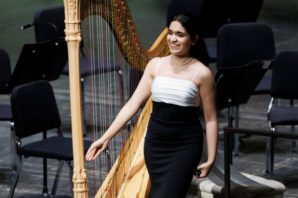 Shamim Shines in Bloomington | Harp Column
