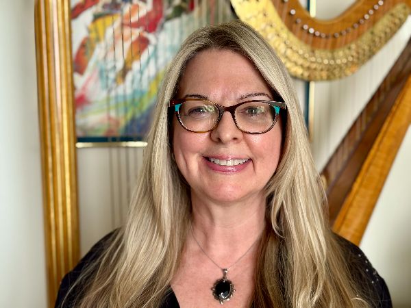 Laura Sherman, DMA | Harp Column